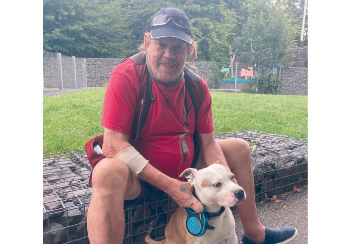 Dog attack victim has lost a finger | Westminster Extra