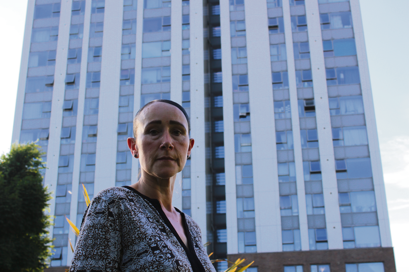 Refusenik residents hold firm and refuse to leave evacuation estate ...